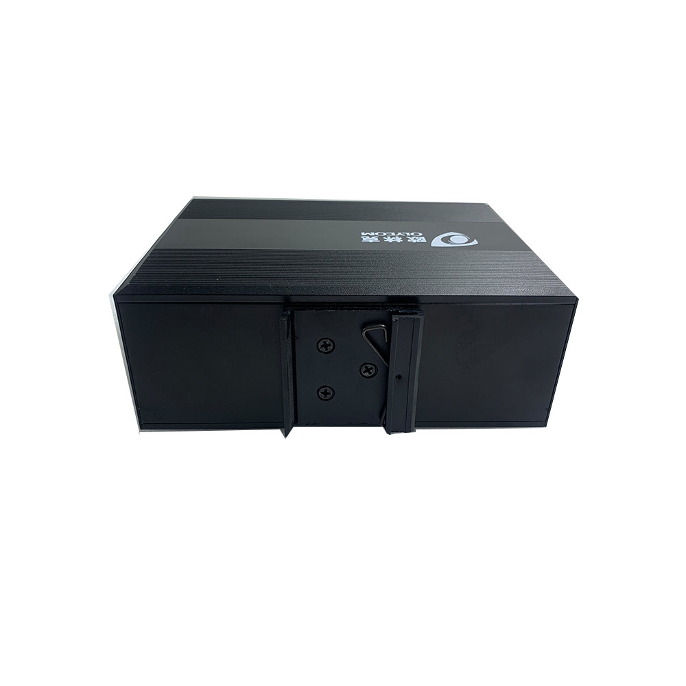 Waterproof 8 Port Network Switch 1000mbps , Rugged Ethernet Switch With ...